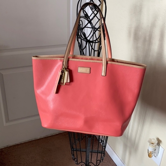 Coach | Bags | Coach Park Metro Coral Leather Tote Handbag | Poshmark
